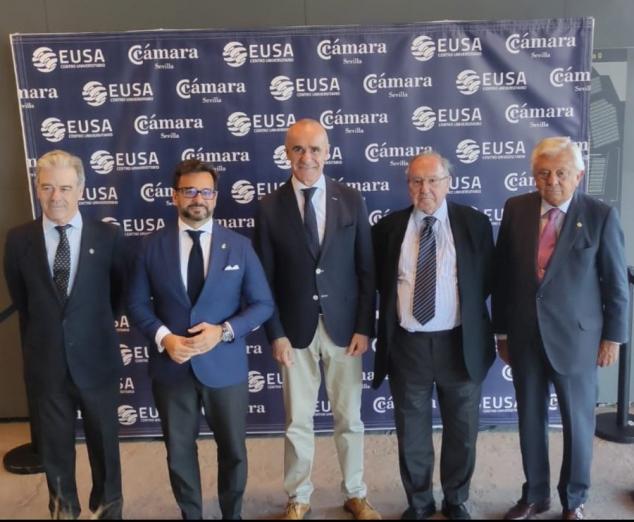 EUSA celebra su acto de inauguración con más de 100 alumnos egresados ...
